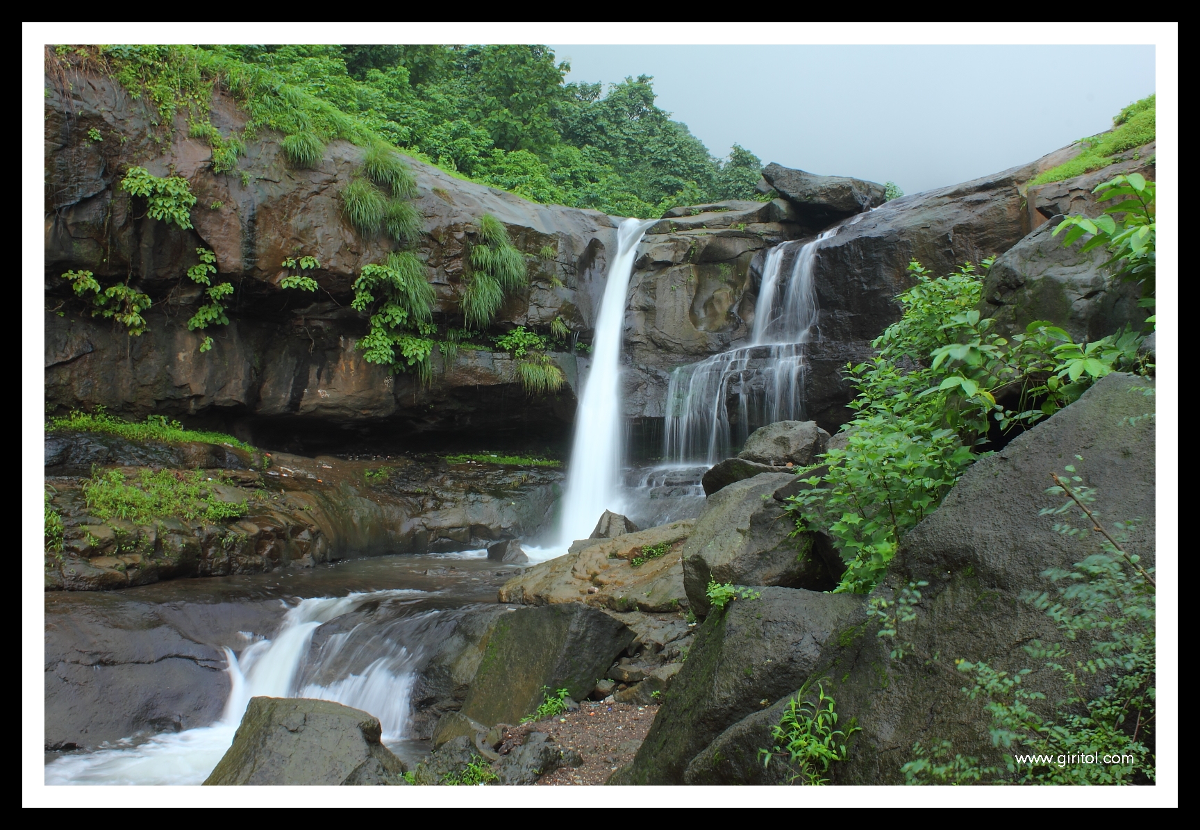 Water Fall picnic @ Neral-04/08/13 | Giri Tol - Photography